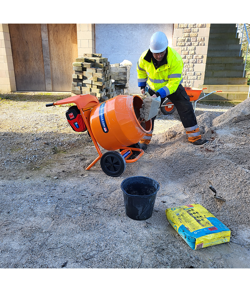 Altrad Belle Minimix 150E+ 4/3 Cement Mixer - 82V Battery - Red Band UK