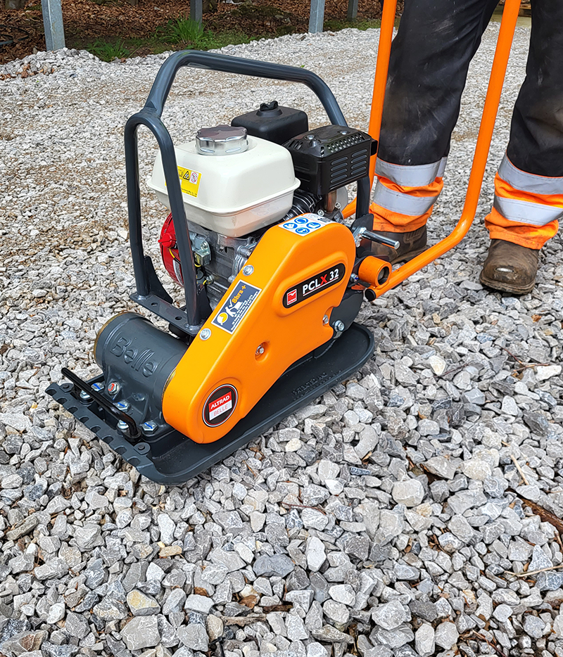 Altrad Belle PCLX 32 13” Plate Compactor (13kN) - Petrol - Red Band UK
